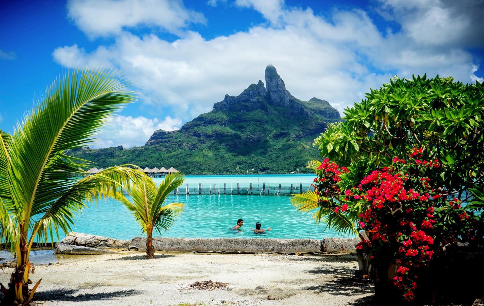 9 Best Hotels with Private Pools in French Polynesia - Updated 2022!